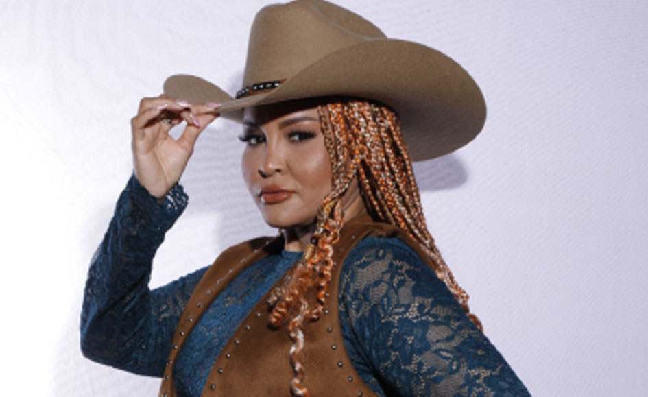 Amneliz debuta en la música popular con “El Desquite”, un himno al amor ...